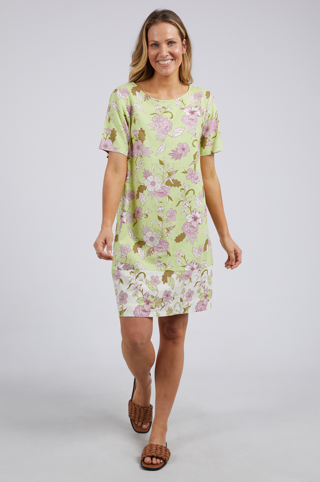 Elm Emmeline Floral Shift Dress – ROSSELLINI + SHINE