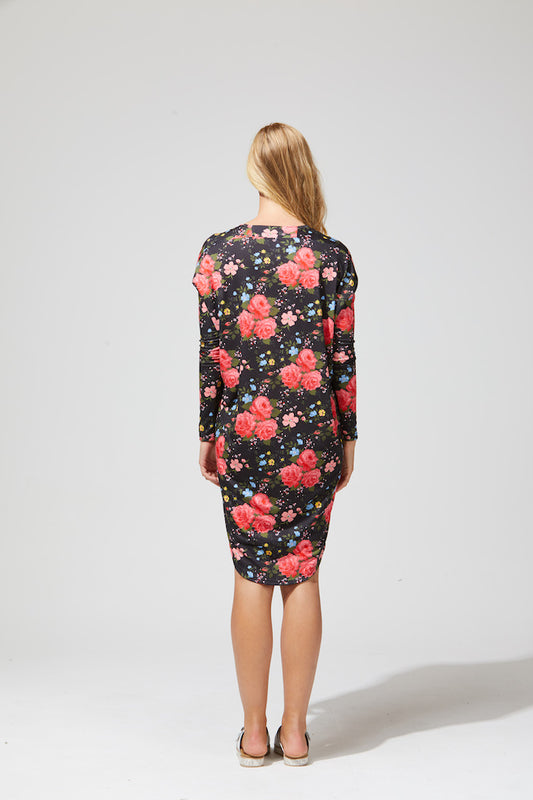 OUTLET STORE CHARTWELL SQUARE HAMILTON – SHINE + ROSSELLINI