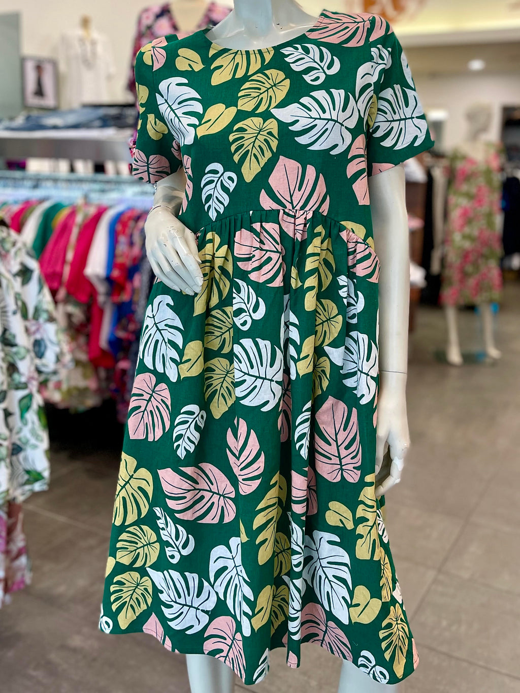 David Pond Venice Dress - Tropical Green – ROSSELLINI + SHINE